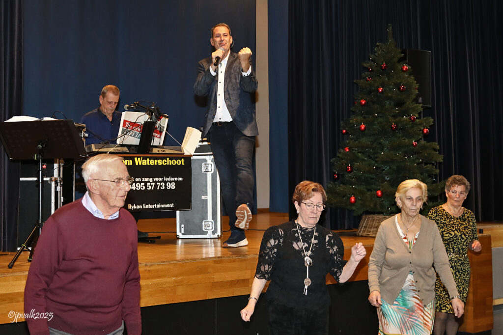 Okra Lutselus –Rooierheide viert Kerstmis